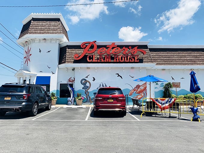 Sun-drenched and welcoming, Peter's looks like it was plucked from a New England postcard and dropped into Island Park.