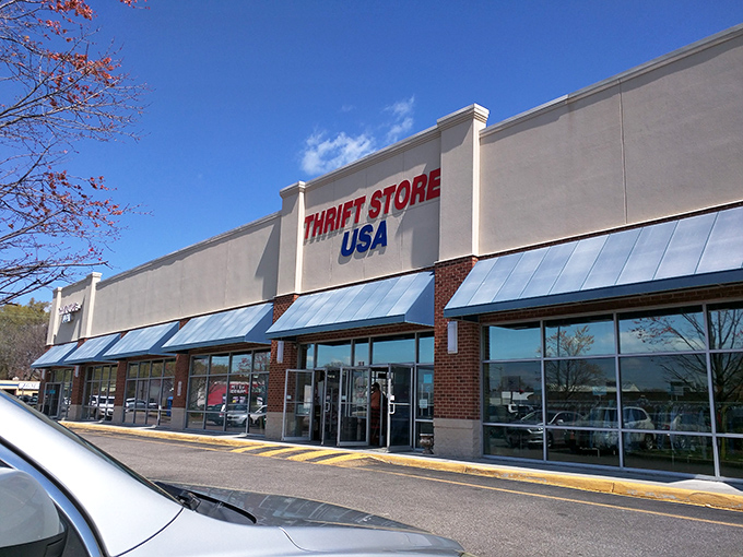 The same welcoming storefront from another angle. Like a secondhand department store where every item tells a story.