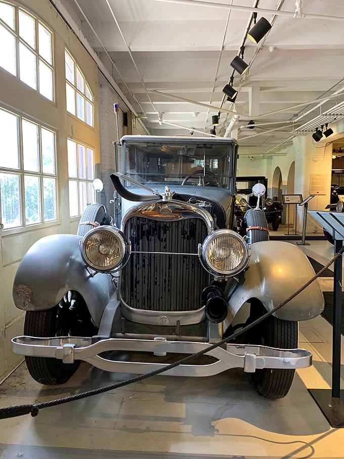 Looking like it drove straight out of a gangster film, this stately 1929 Lincoln commands attention with its imposing grille and perfectly proportioned lines.