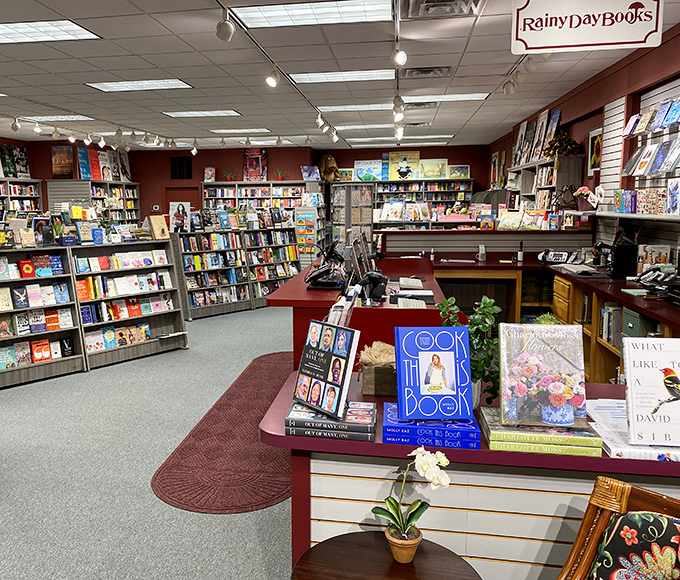 The checkout counter doubles as a recommendation station. It's where "just browsing" transforms into "I'll take these five, please."