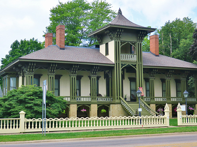 The Honolulu House proves that vacation brain is real &ndash; someone came back from Hawaii and said, "Let's build this in Michigan!"