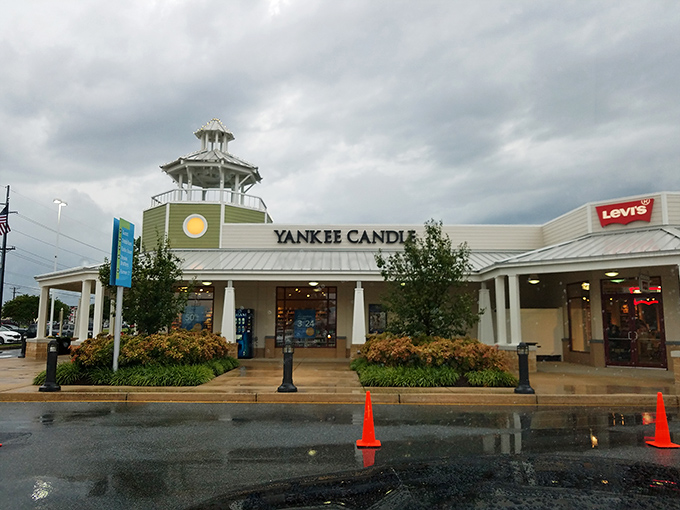 Rain or shine, the shopping goes on. Yankee Candle's storefront stands ready to perfume your home and lighten your wallet with equal efficiency.