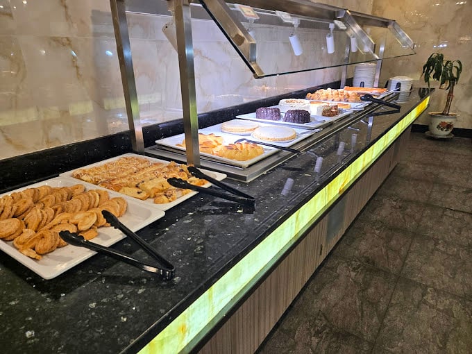 Where cookie monsters of all ages converge. Remember when Mom said "don't spoil your dinner"? This is why we didn't listen.