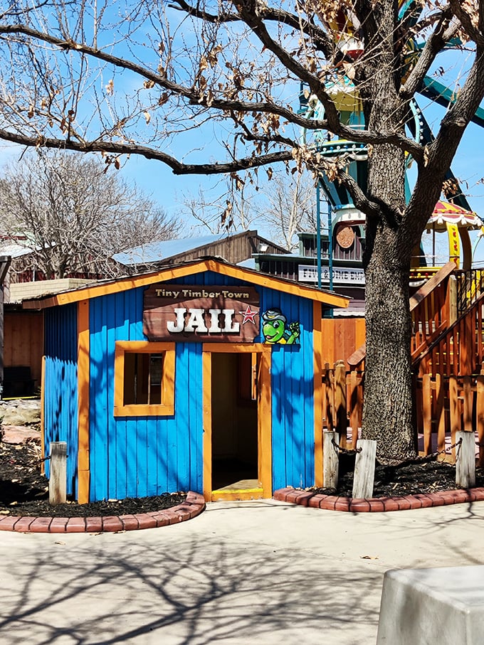 The "Tiny Timber Town Jail" stands as the cutest incarceration facility in the West, where little outlaws can experience frontier justice with a smile.