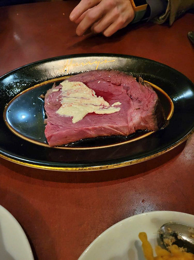 Behold the star of the show: prime rib so perfectly pink it makes other steaks jealous of its juicy perfection.