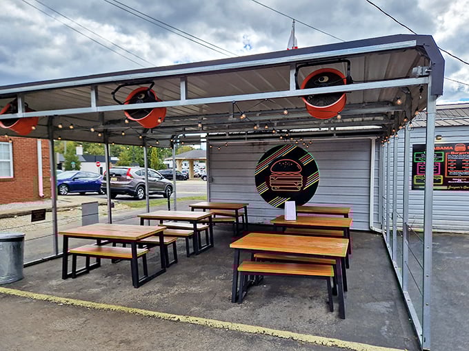 That simple outdoor seating area at Alabama Stackers isn't fancy, but neither was your first kiss&mdash;and both are unforgettable.