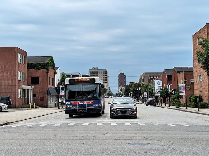 Huntington's wide streets and classic buildings offer big-city amenities with small-town prices. Talk about having your cake and eating it affordably!