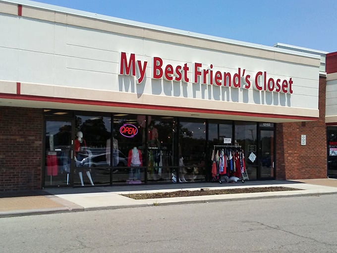 My Best Friend's Closet delivers exactly what the name promises &ndash; access to fabulous fashion finds without the "can I borrow this" awkwardness.