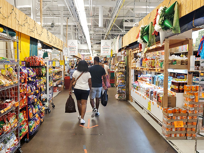 New Castle Farmers Market's wide aisles invite you to explore a world of flavors. Snack shopping has never been this adventurous!