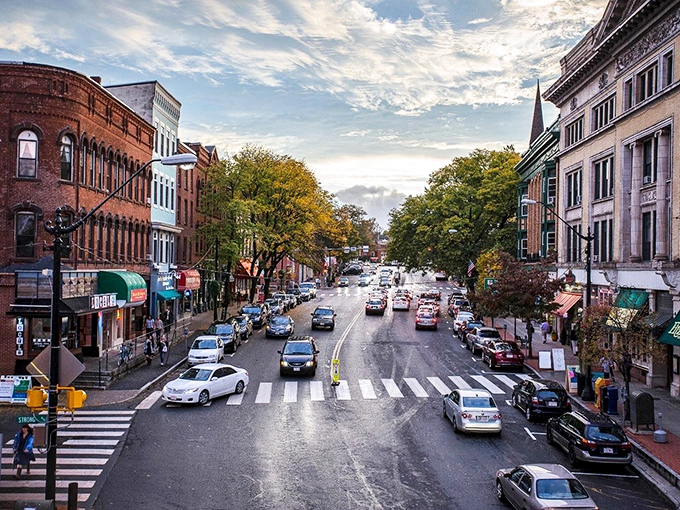North Hampton's historic architecture whispers tales of seafaring captains and coastal commerce from centuries past.