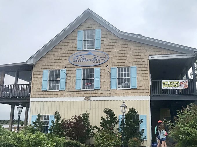 Saltwater Grill: Coastal charm in architectural form&mdash;like a Nancy Meyers movie set, but with better seafood and fewer complicated love stories.