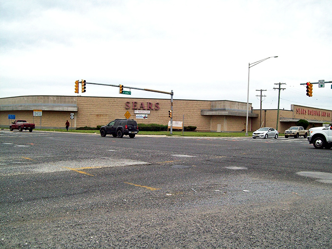 Vineland's wide streets and ample parking feel like luxury after dealing with crowded urban centers elsewhere.