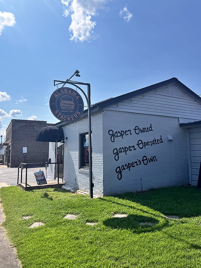 "Jasper Owned, Jasper Operated, Jasper's Own"&mdash;when a burger joint wears its hometown pride this boldly, you know it's the real deal.