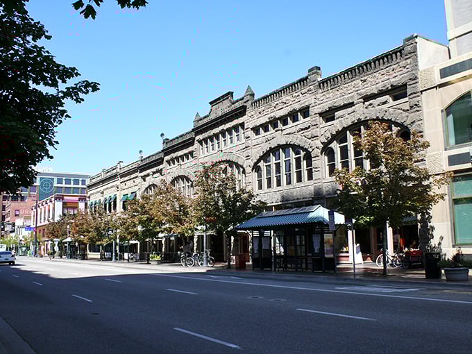 Tree-canopied streets in downtown Boise create an inviting atmosphere where retirees can stroll without spending a dime.