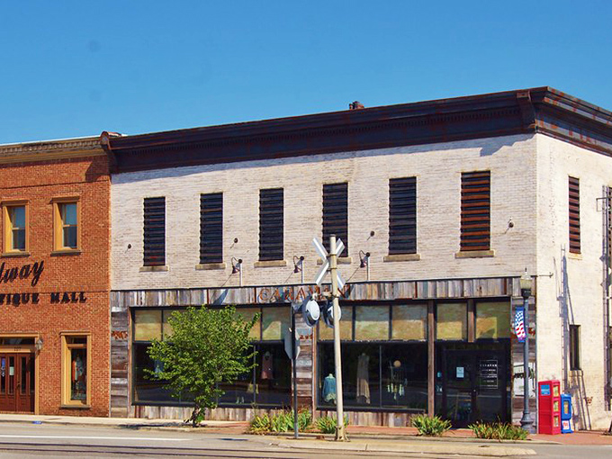 Cookeville's downtown has that perfect mix of historic charm and modern convenience. Norman Rockwell meets Wi-Fi.