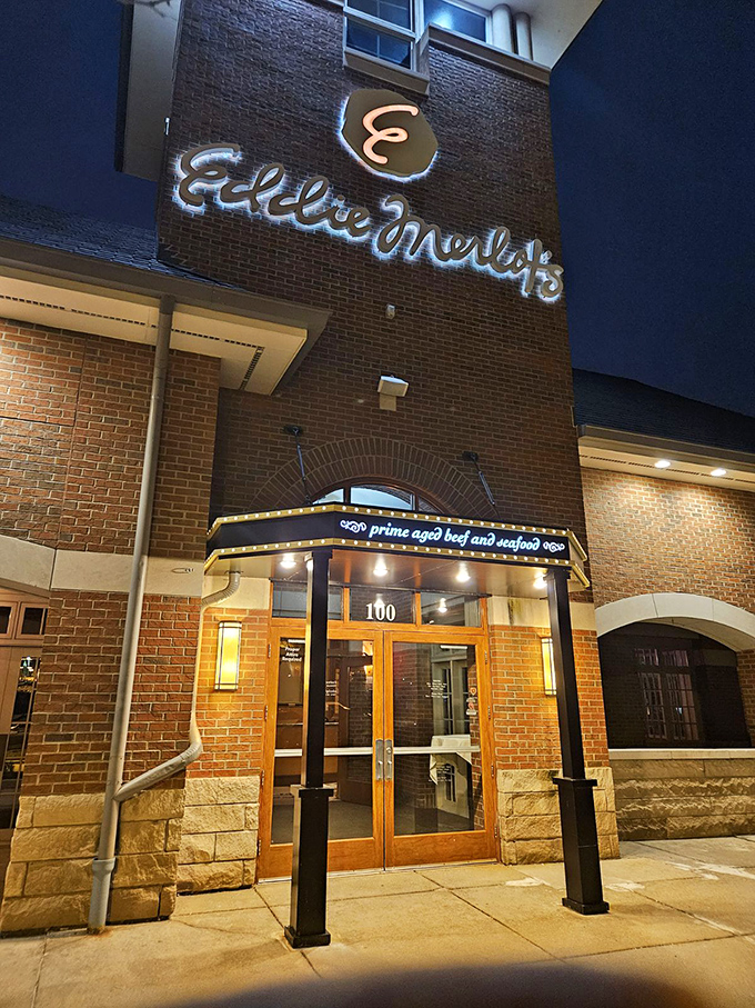 When the sun goes down, Eddie Merlot's lights up with the warm glow of serious steak ambitions and wine glasses waiting to be filled.