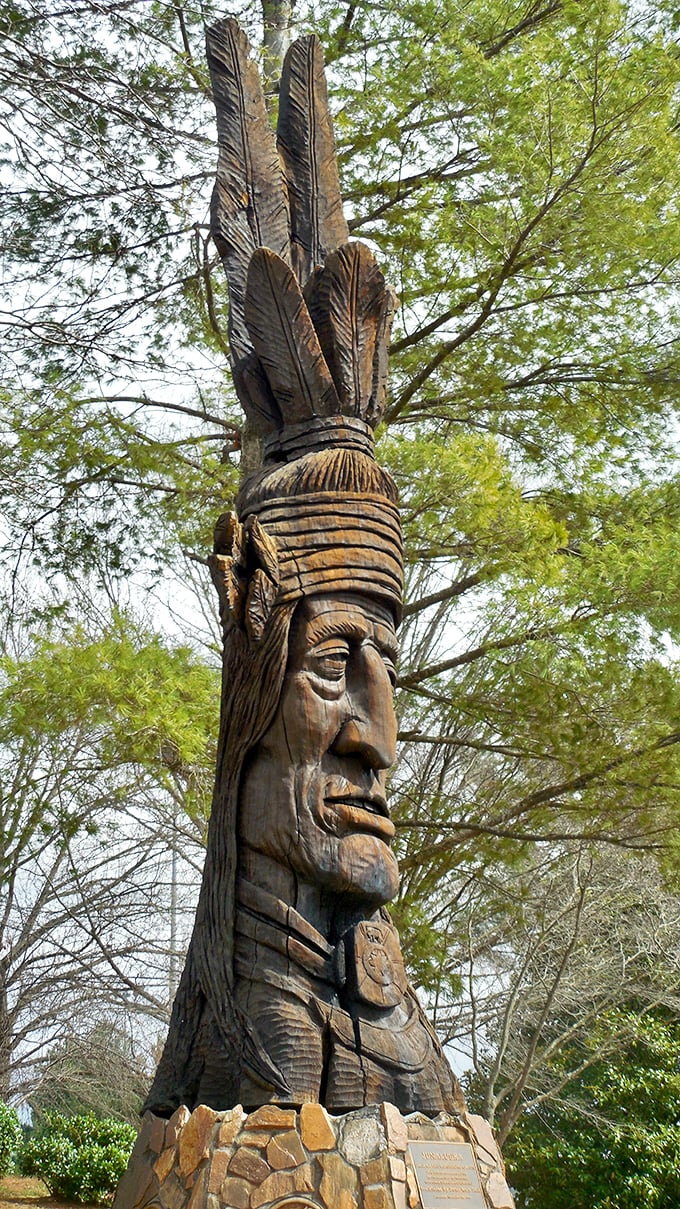 This impressive wooden Native American sculpture stands as free cultural heritage in Johnson City's affordable community spaces.