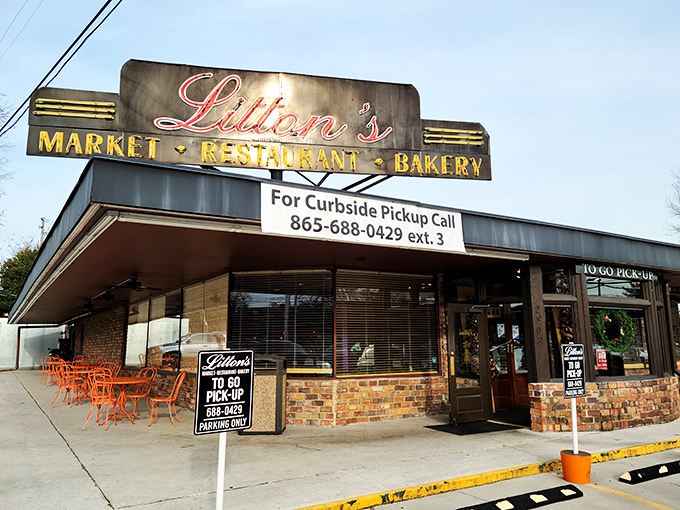 The vintage-style sign tells you everything you need to know. Litton's serves up three temptations: market goods, restaurant classics, and sweet bakery treats.