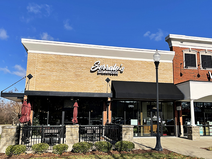 Those red umbrellas aren't just for show &ndash; they're beacons guiding hungry Franklin locals to steak nirvana.