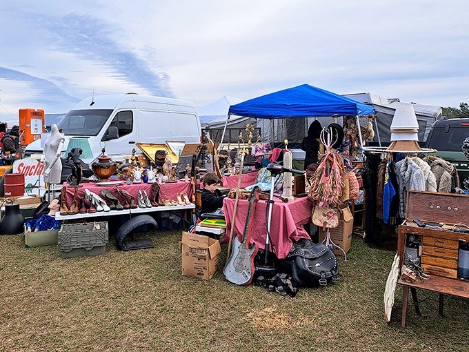 No dogs in the aisle, but plenty of treasures! Early birds catch the best deals at this classic Florida institution.