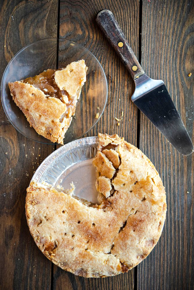 Apple pie so homey it could make your grandmother both jealous and proud. That golden crust is what pastry dreams are made of.
