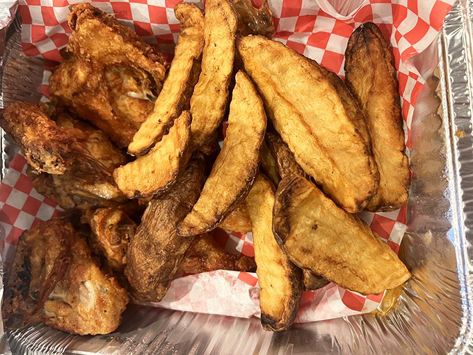 Chicken and wedges playing the culinary equivalent of a perfect country duet. Simple, harmonious, and deeply satisfying to the soul.