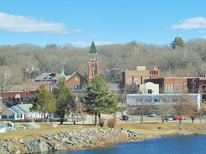Church steeples and brick buildings create Putnam's postcard-worthy skyline. Norman Rockwell couldn't have painted a more perfect affordable retirement setting.