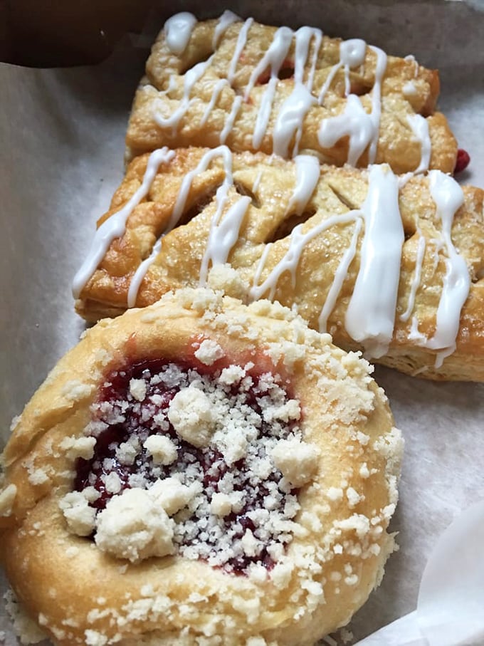 Fruit-filled treasures with crumbly toppings that would make your grandmother both jealous and proud. Sweet victory!