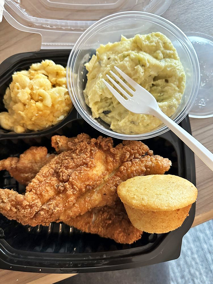 A plate that speaks volumes: creamy mac and cheese, golden cornbread, and fried chicken that makes you question all other fried chicken.
