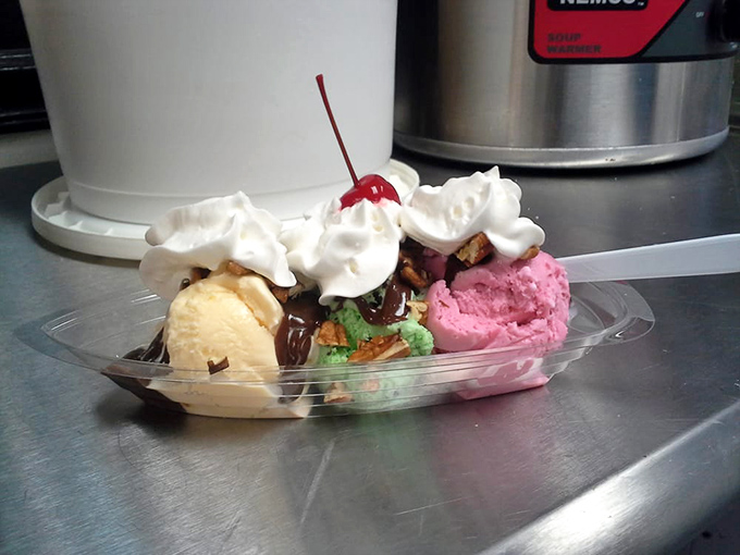 Triple threat territory: vanilla, strawberry, and mint come together like the dessert version of the Three Tenors&mdash;harmonious, rich, and crowd-pleasing.