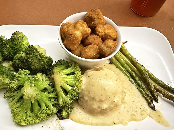 Vegetables that actually taste like vegetables! Perfectly steamed broccoli, roasted asparagus, and mashed potatoes that your spoon will happily dive into repeatedly.