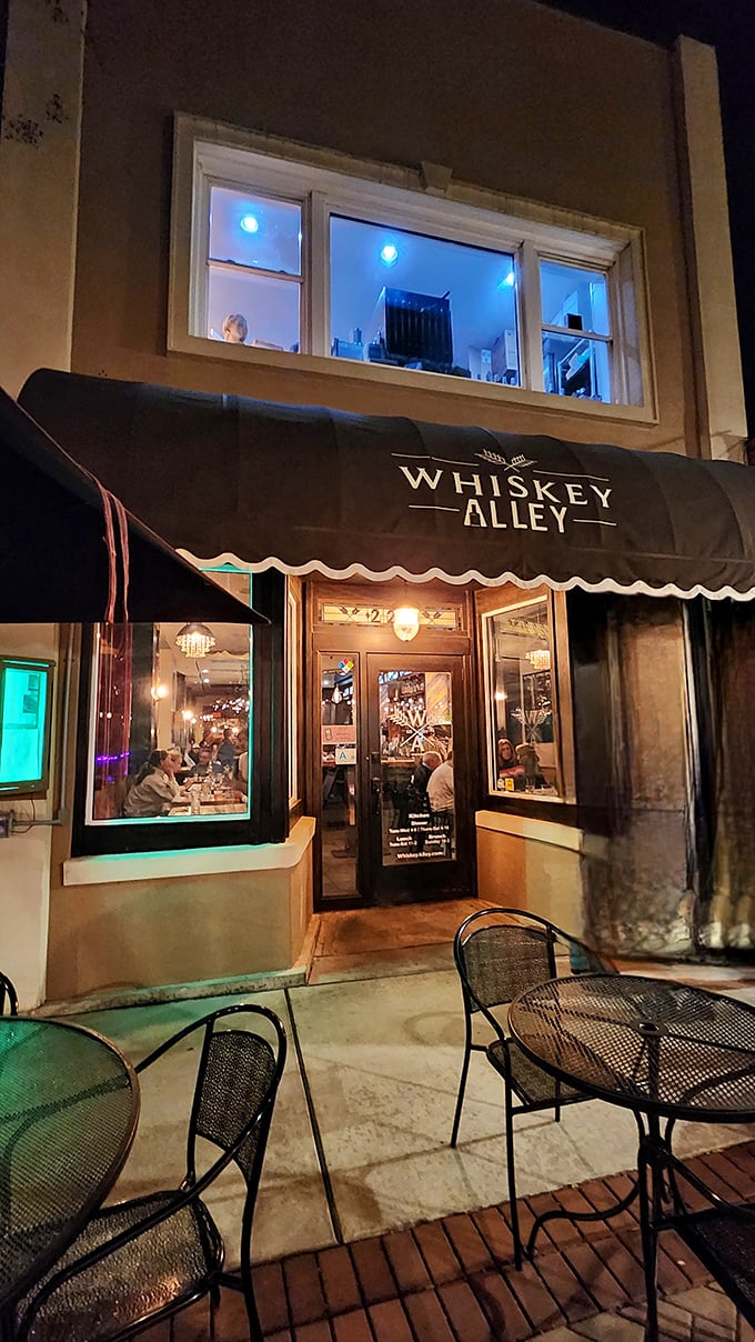Whiskey Alley isn't just a clever name&mdash;it's where Aiken locals gather when antiquing has worked up a thirst that only barrel-aged spirits can quench.