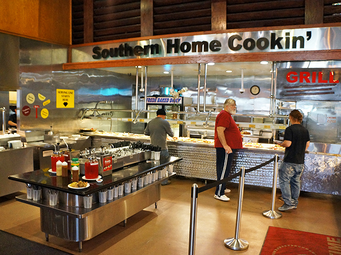 The "Southern Home Cookin'" station is where comfort food dreams come true. Like Grandma's kitchen, if Grandma could cook for 200 people.