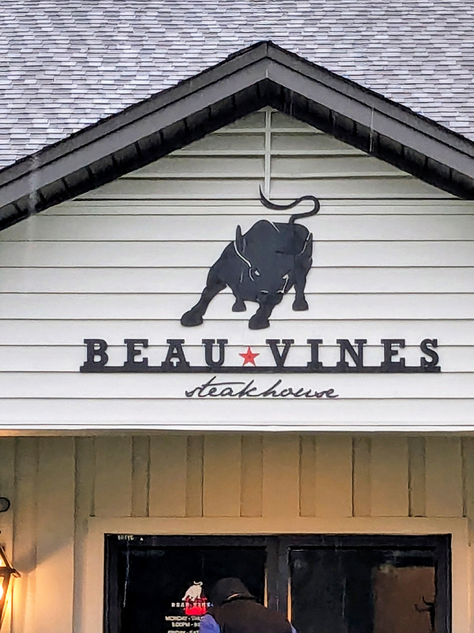 Beau Vines' bull logo isn't just cute&mdash;it's a promise of bovine excellence. That star means your taste buds are in for a Texas-sized treat.