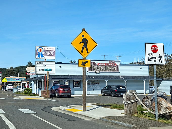 Don's Main Street Family Restaurant (Reedsport): That classic blue-sided building isn't just a restaurant&mdash;it's where coastal comfort food dreams come true.