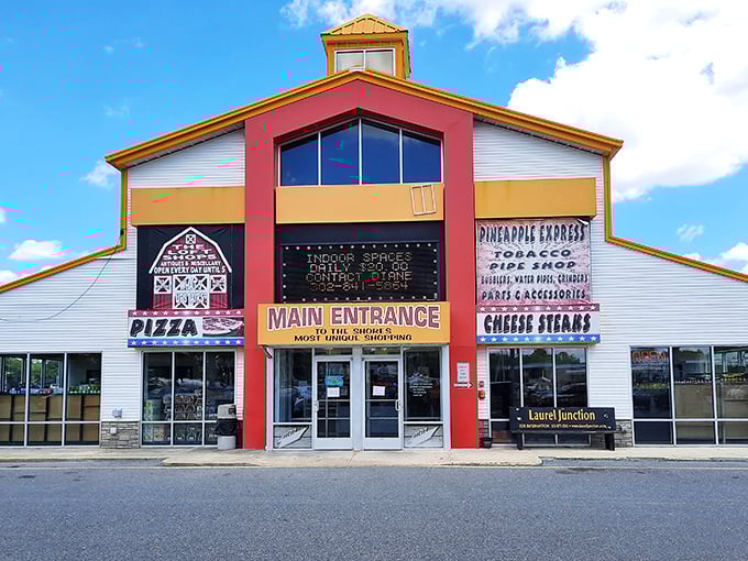 Laurel Junction's colorful fa&ccedil;ade promises a shopping experience as vibrant as its paint job. Subtlety is not on the menu here!