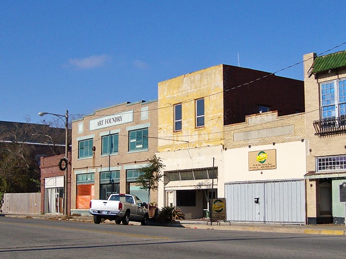 Port Arthur's downtown revival proves that coastal retirement doesn't require a millionaire's budget—just good timing and better sunscreen.