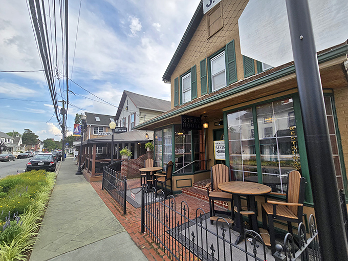 Small-town charm with big-city flavor credentials. Steak & Main's outdoor seating lets you savor both the steaks and Main Street vibes.