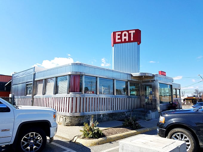 Zip's Diner's commanding "EAT" sign doesn't mince words &ndash; it's less a suggestion and more a delicious command. 