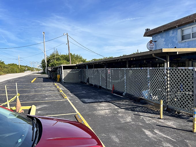 License plates and weathered wood tell stories almost as good as the conch fritters. Almost.