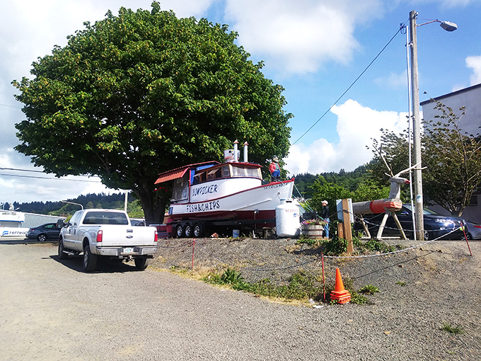 Bowpicker Fish & Chips: This converted gillnetter proves the best restaurants aren't always in buildings. Who needs walls when you've got boat-fresh albacore and perfectly crispy fries?