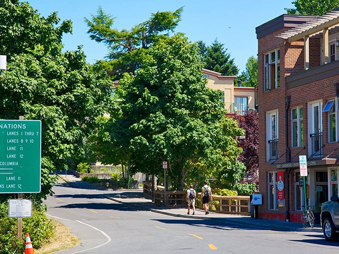 Take a stroll and breathe in the island life &ndash; Friday Harbor&rsquo;s charm is impossible to resist.