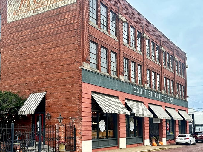 Colorful storefronts brighten Gadsden's historic district. A rainbow of possibilities for retirees watching their pennies.