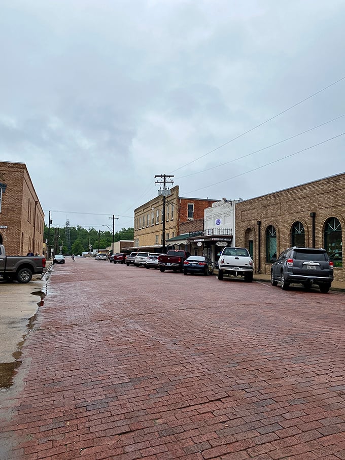 Rain or shine, Jefferson&rsquo;s downtown is a living postcard &ndash; quaint, cozy, and soaked in Southern charm.