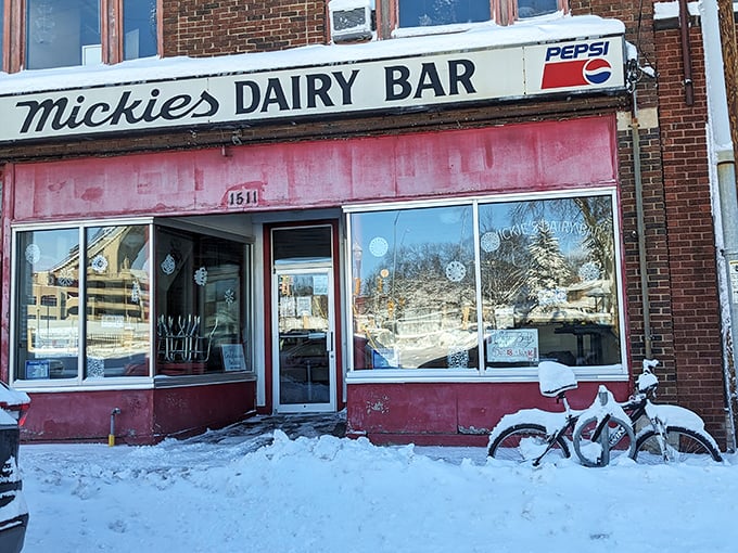 That vintage Pepsi sign has witnessed generations of Wisconsinites falling in love with impossibly thick milkshakes.