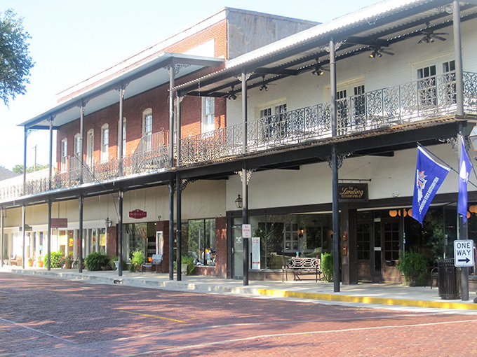 Historic buildings line Natchitoches' streets, offering postcard views without the premium price tag for retirees settling in.