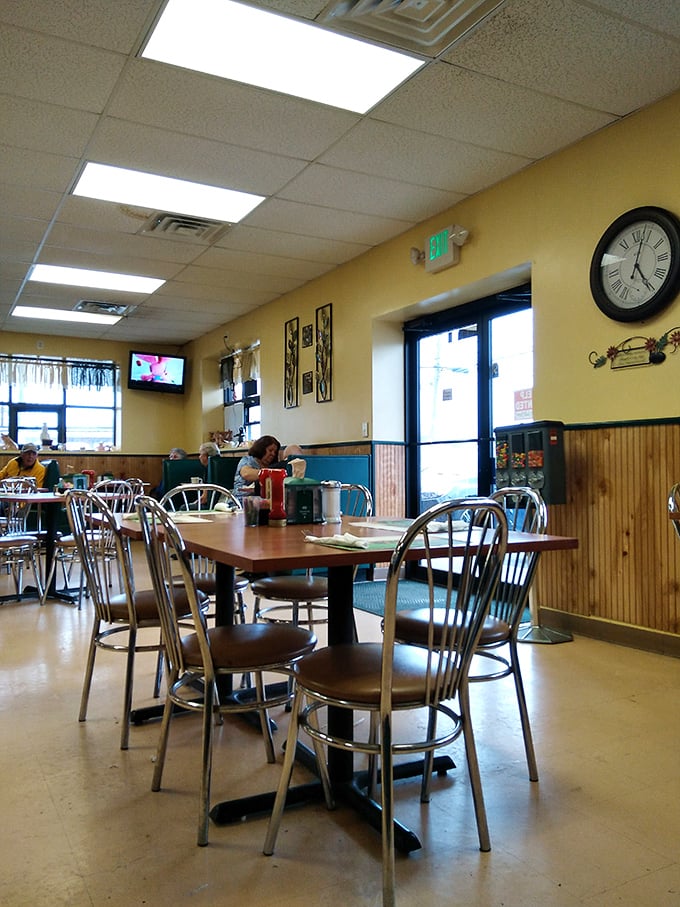 Inside this unassuming spot, chrome chairs and formica tables set the stage for breakfast theater where eggs and bacon are the stars.