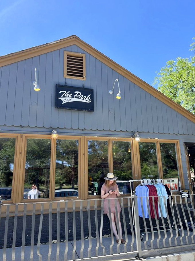 Summer mornings at The Park Caf&eacute; mean sunshine, fresh coffee, and the perfect pre-hike fuel station.