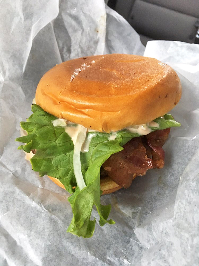 Glossy bun, fresh lettuce, and a burger that requires both hands and several napkins&mdash;exactly how lunch should be.