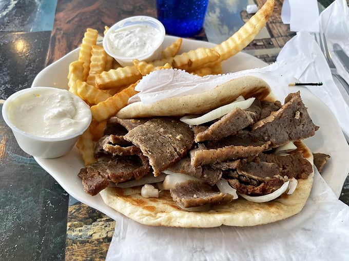 The perfect gyro doesn't exi— Oh wait, here it is! Tender meat, soft pita, and tzatziki sauce that deserves its own fan club.
